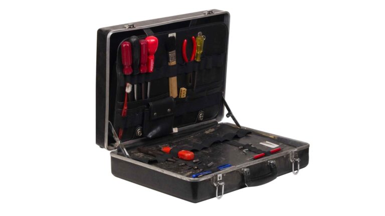 Kitting in Manufacturing: Enhancing Efficiency and Organization - ReachShip